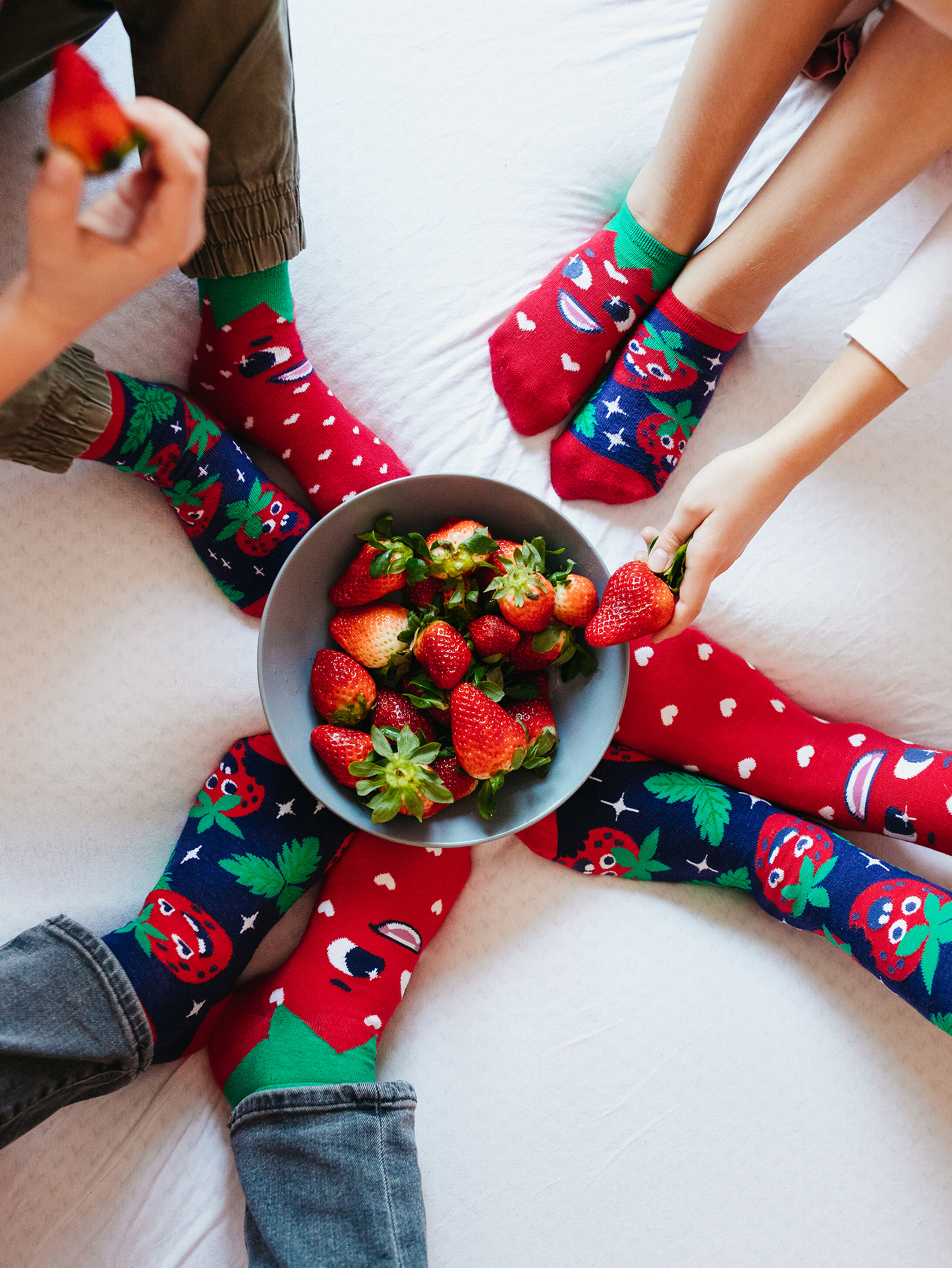Ankle Socks Happy Strawberries | Dedoles