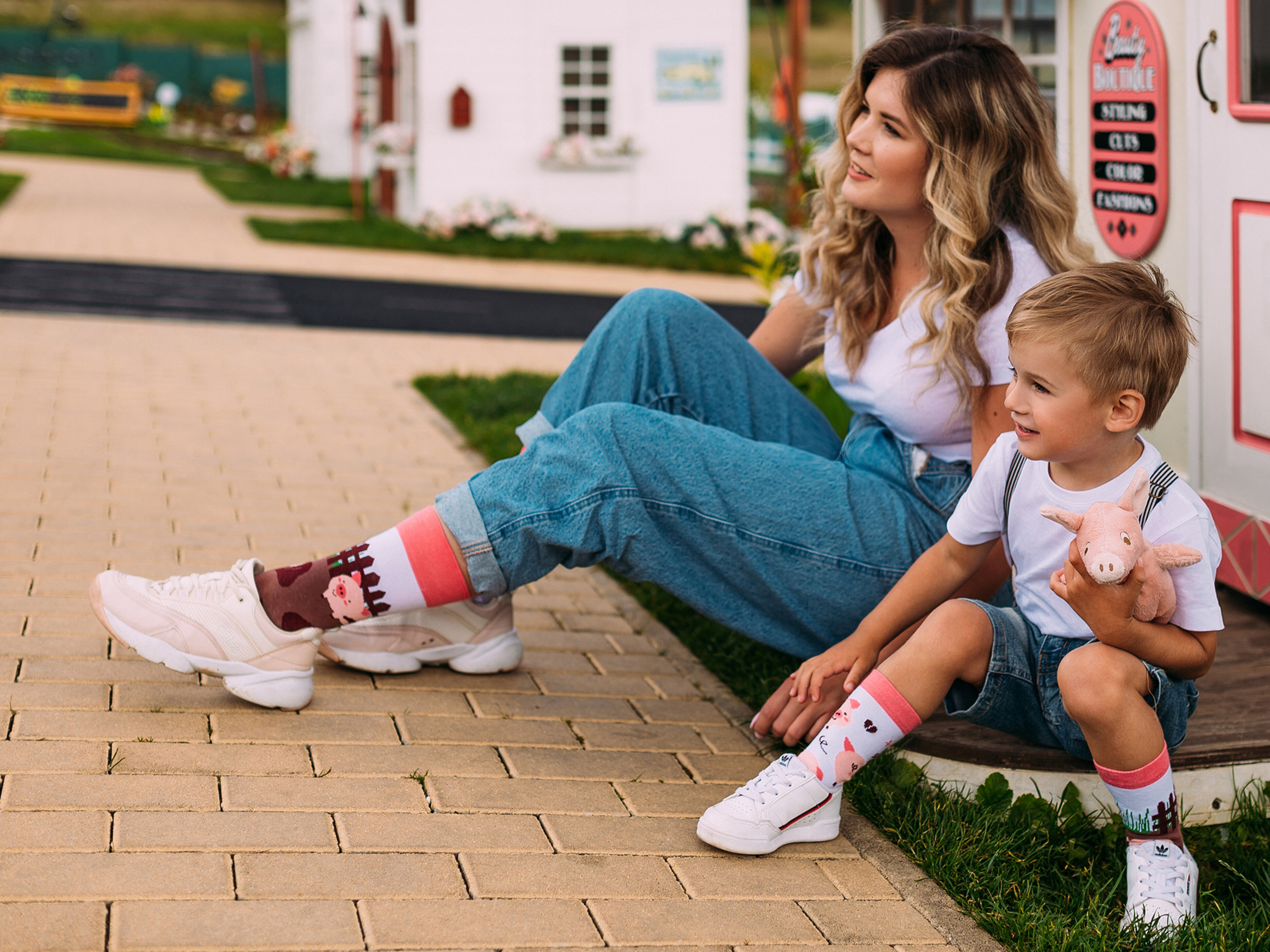 Vidám zokni Boldog malackák | Dedoles