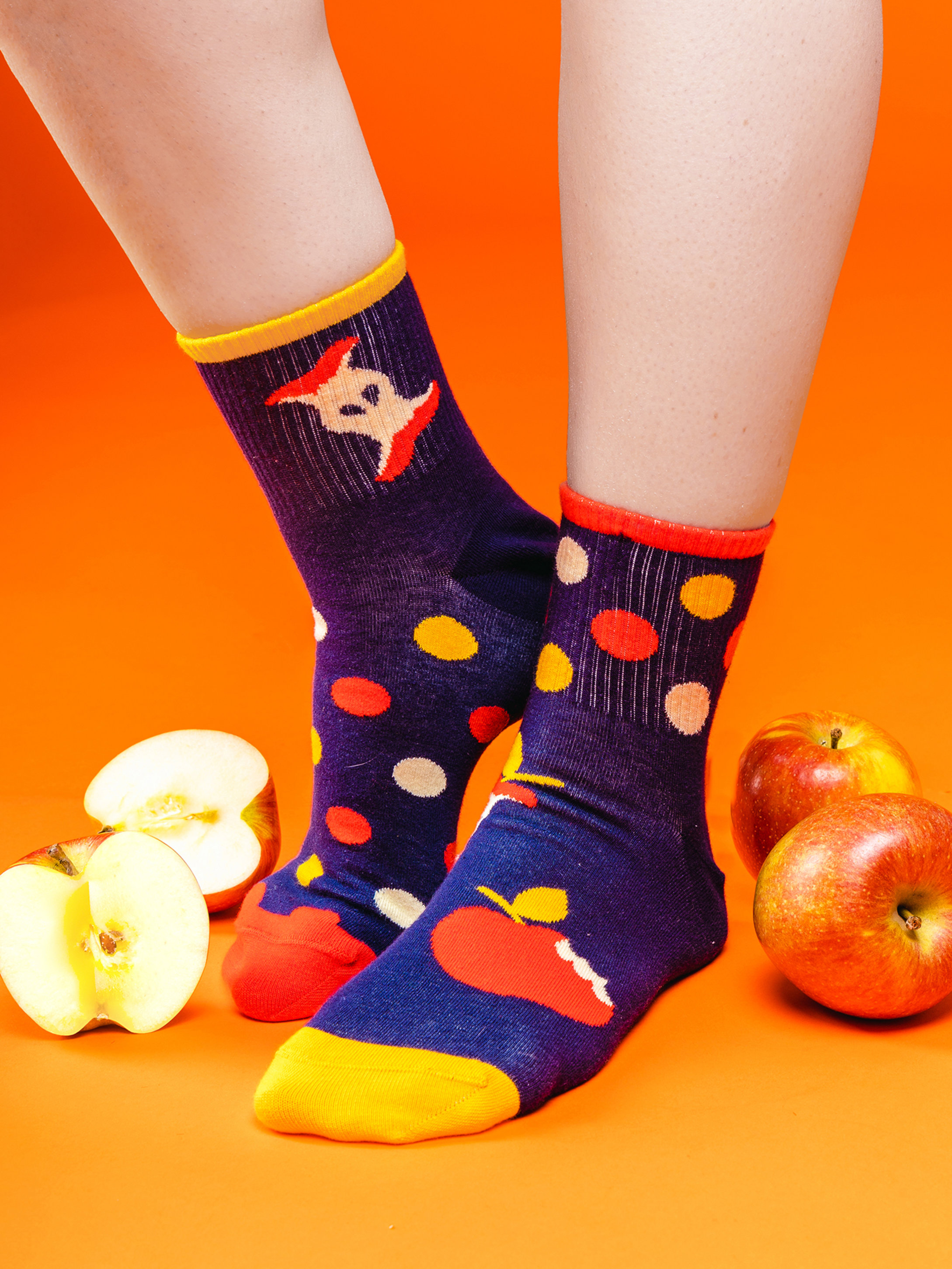 Chaussettes mi-mollet rigolotes Ver heureux | Dedoles